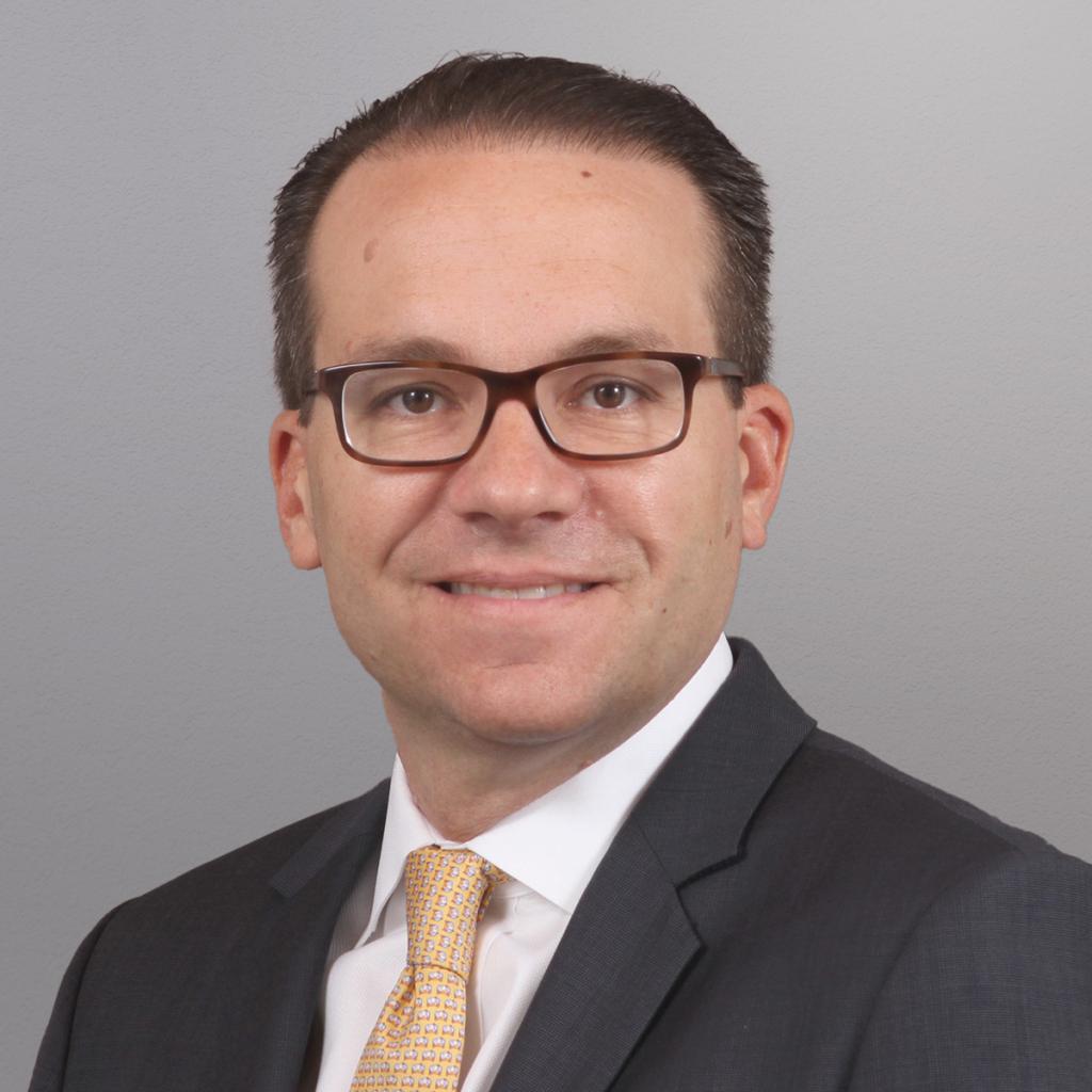 About Us - Board of Governors | Money Management Institute