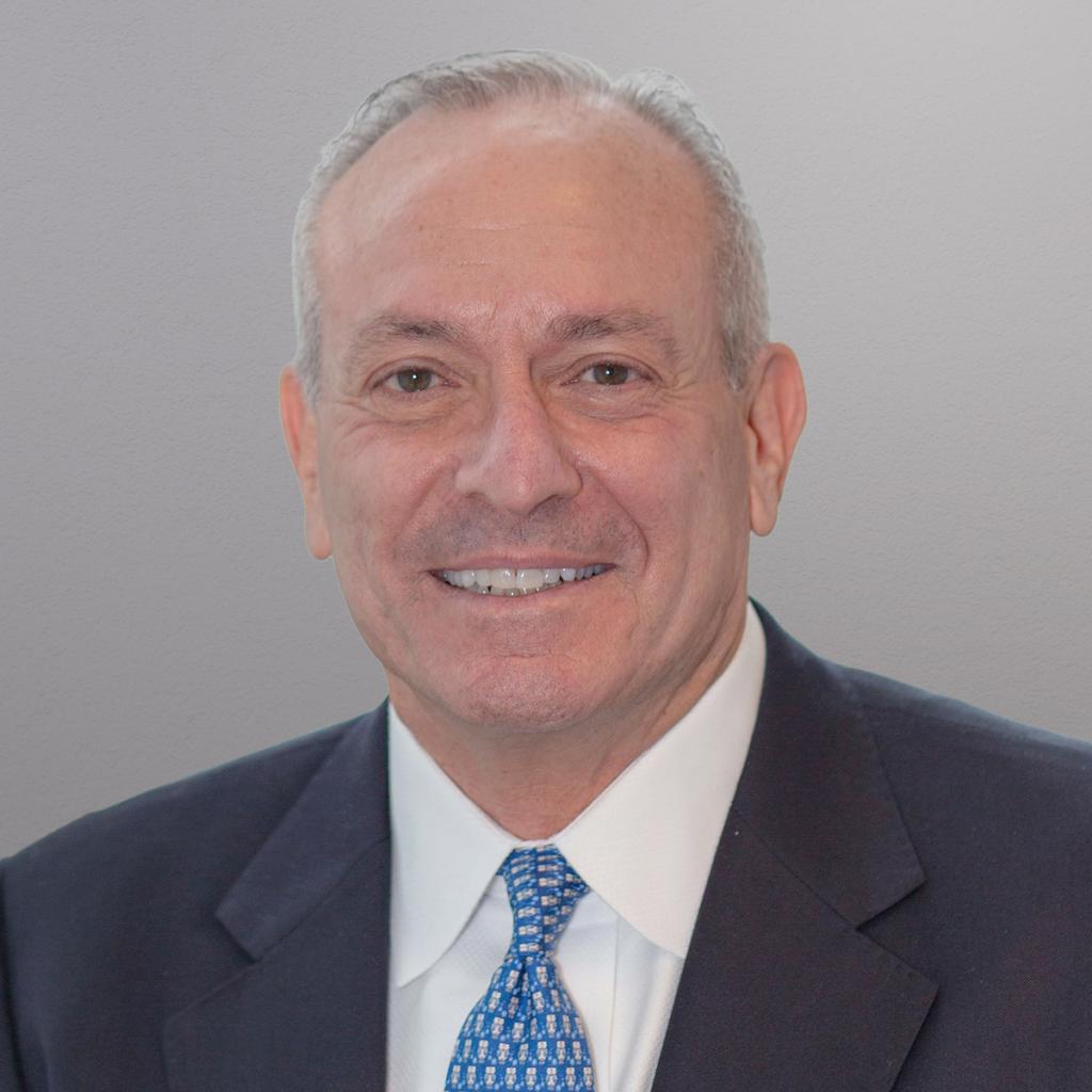 About Us - Board of Governors | Money Management Institute